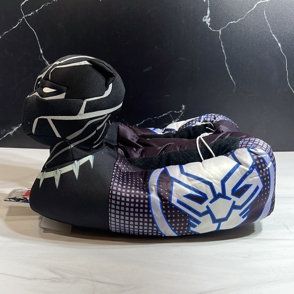 Marvel | Shoes | Marvel Black Panther Boys Slippers Blackwhite Sz 45l ...